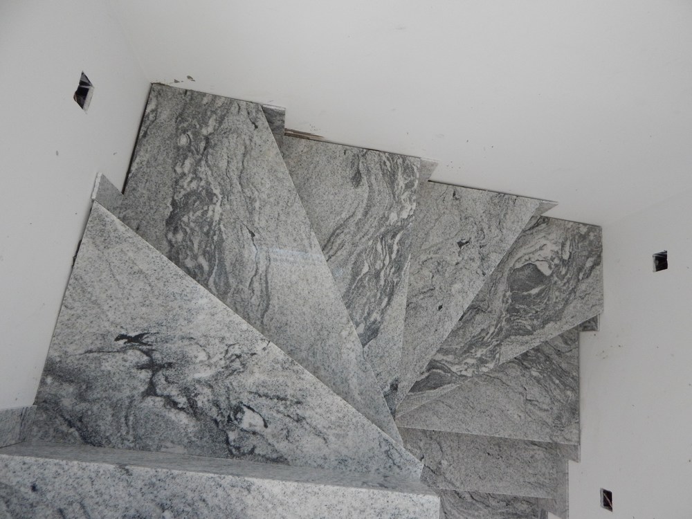 Granitne Stopnice: Zunanje ali Notranje Granitne Stopnice po meri ...